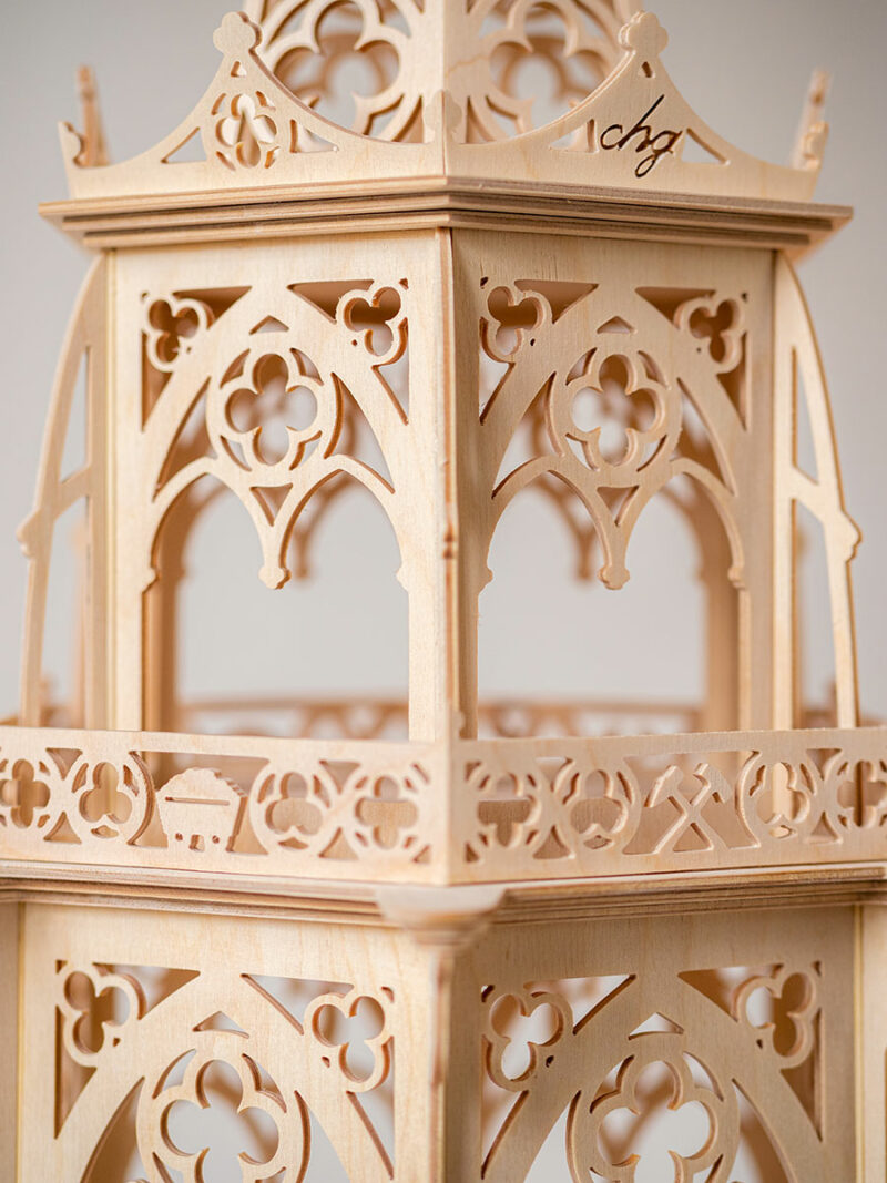 Traumpyramide | Weihnachtspyramide aus Holz | Jetzt kaufen